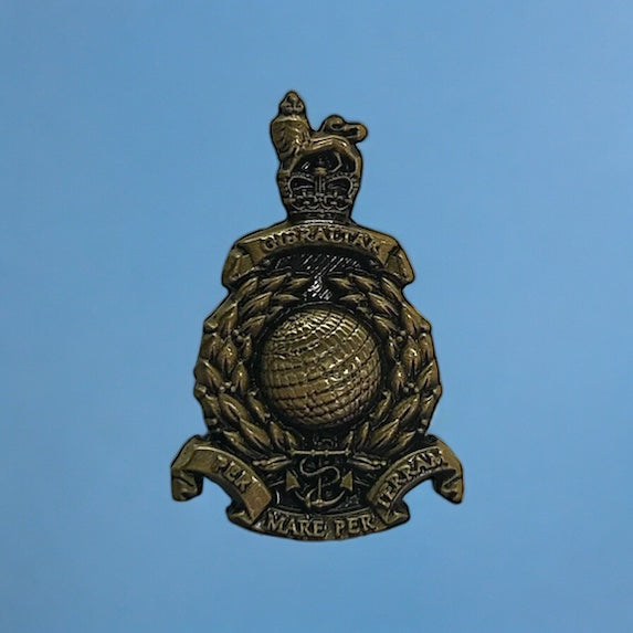Globe & Laurel Lapel Pin - Antique Gold – Royal Marines Shop
