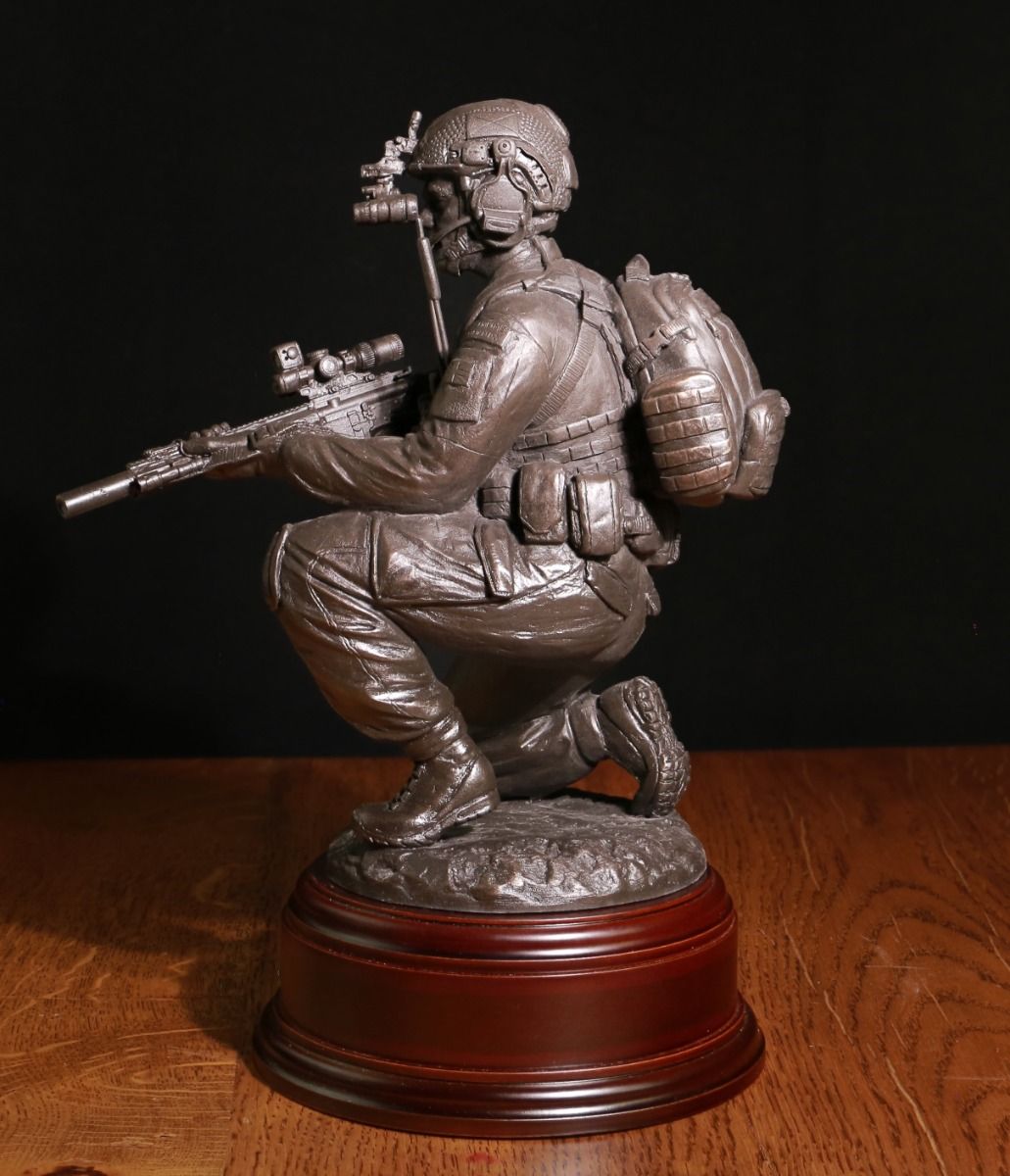 Royal Marines Future Marine, Knight Stoner 1 Rifle - Bronze A5e – Royal ...