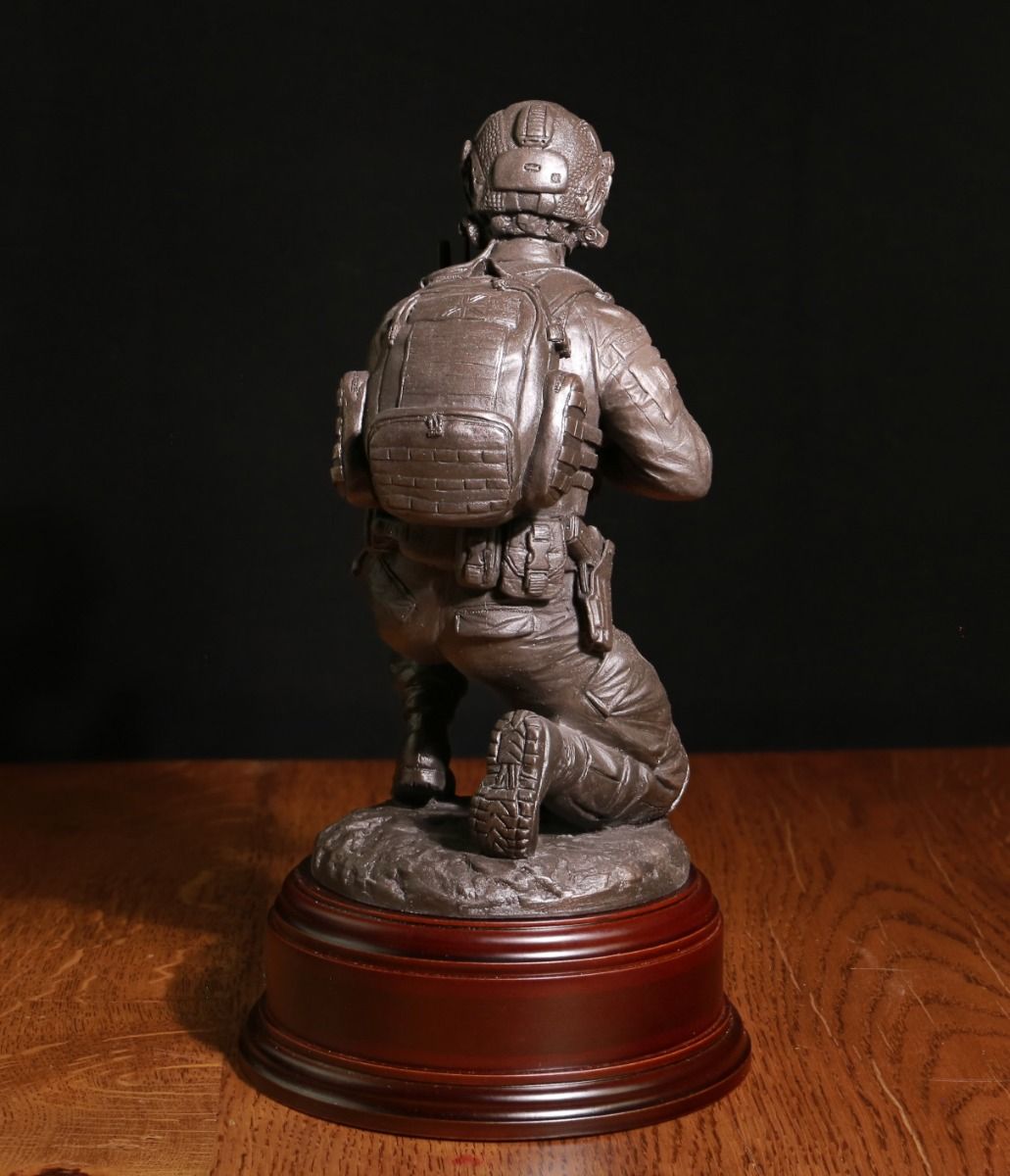 Royal Marines Future Marine, Knight Stoner 1 Rifle - Bronze A5e – Royal ...